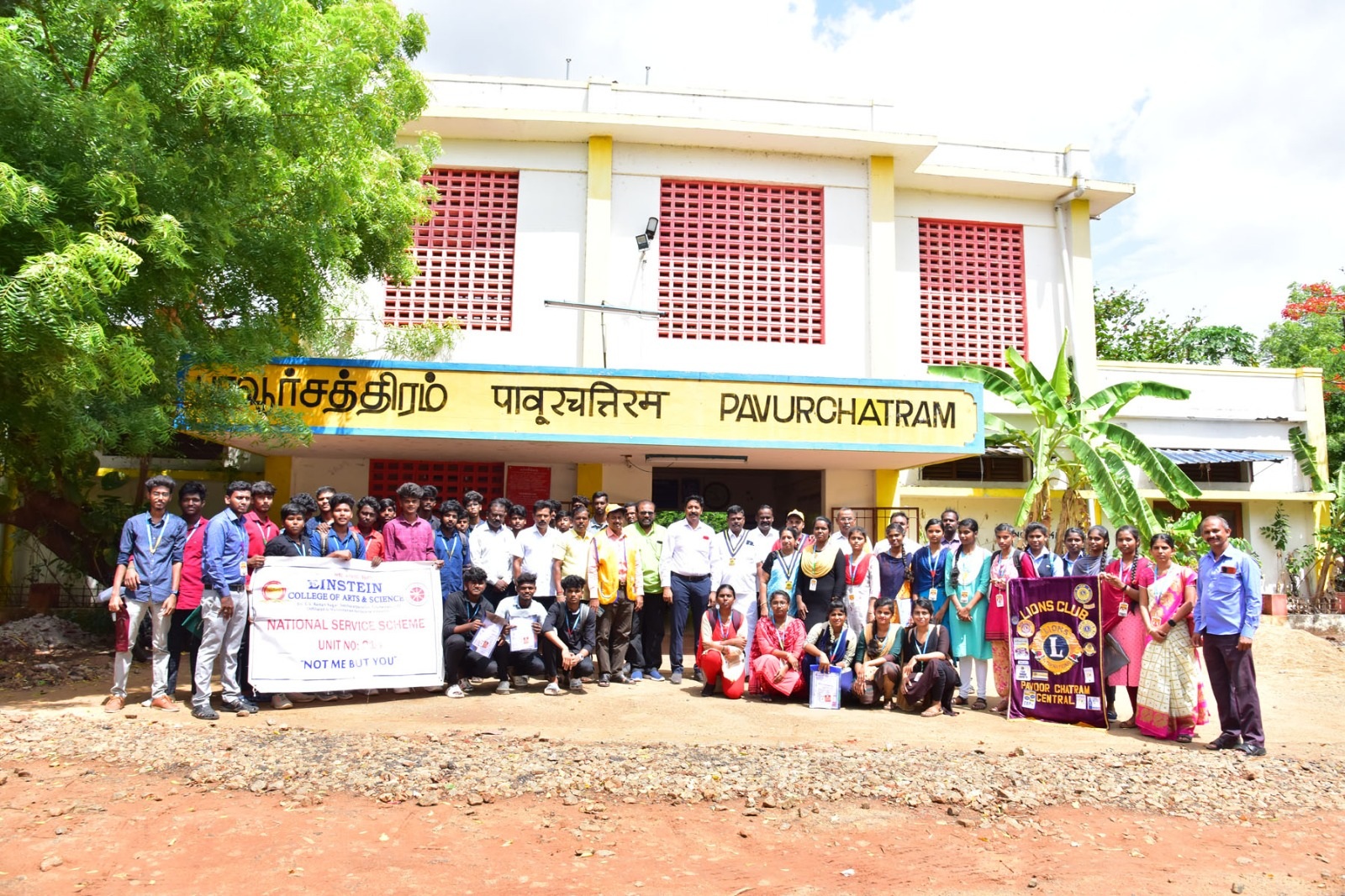 பாவூர்சத்திரம் ரெயில் நிலையத்தில் தூய்மைப்பணி – Seithi Saral