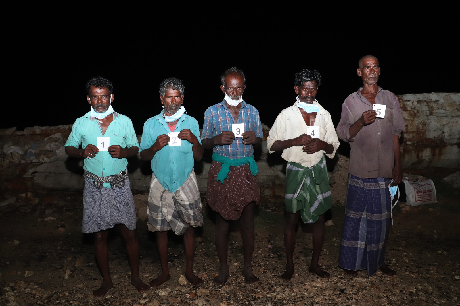 தமிழக மீனவர் 9 பேர், 2 படகுடன் சிறைபிடிப்பு – Seithi Saral